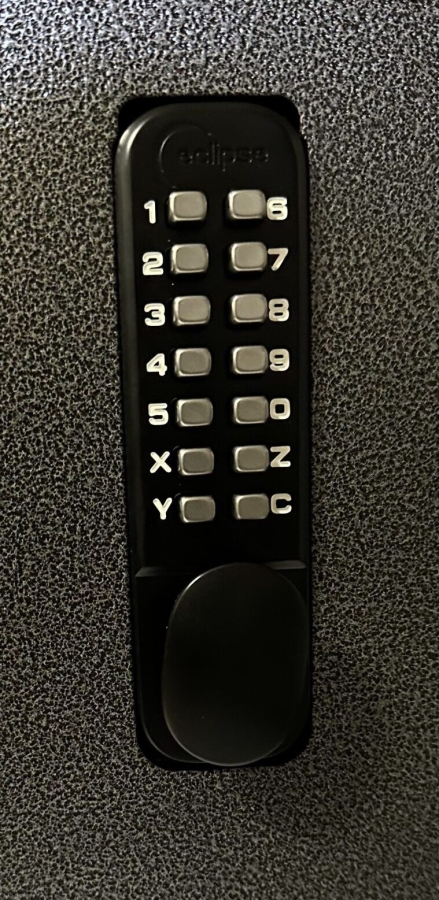 Large cabinet for 200+ keys, fobs & tags with mechanical lock